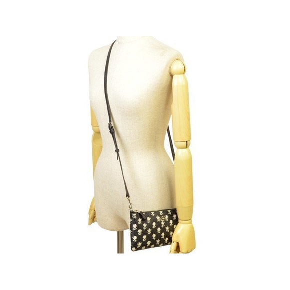 Coach | Bags | Coach Herald Crossbody In Printed Crossgrain Leather ...